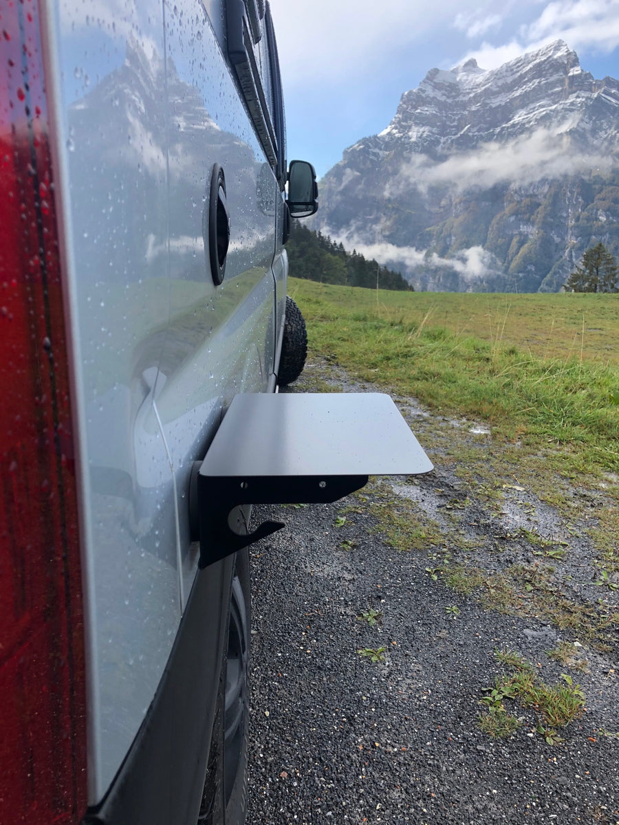 Vanlett "Black Edition" - das magnetische Tablett für deinen Van in sc ...